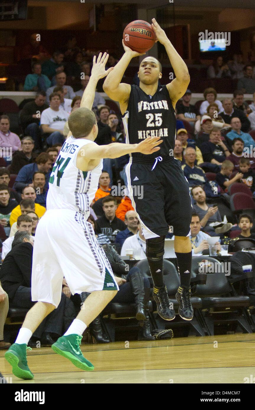 March 15, 2013: Western Michigan's David Brown (25) shoots a jump shot ...