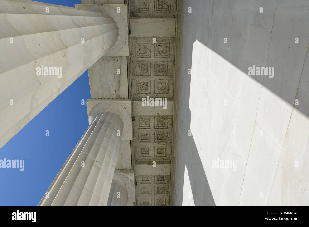 Pillars in stone hi-res stock photography and images - Alamy