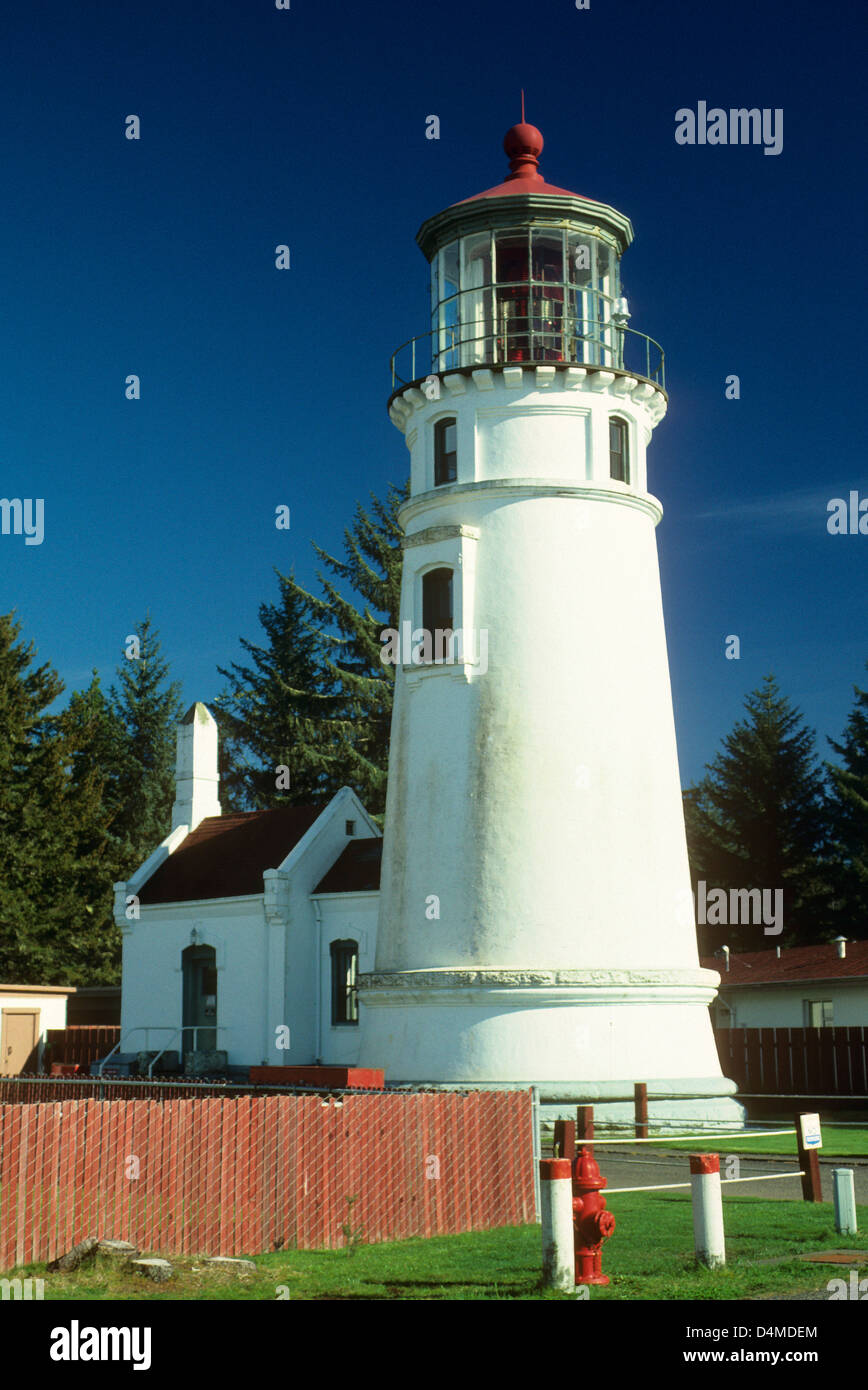 Umpqua River Lighthouse, Umpqua River Lighthouse State Park, Oregon Stock Photo - Alamy