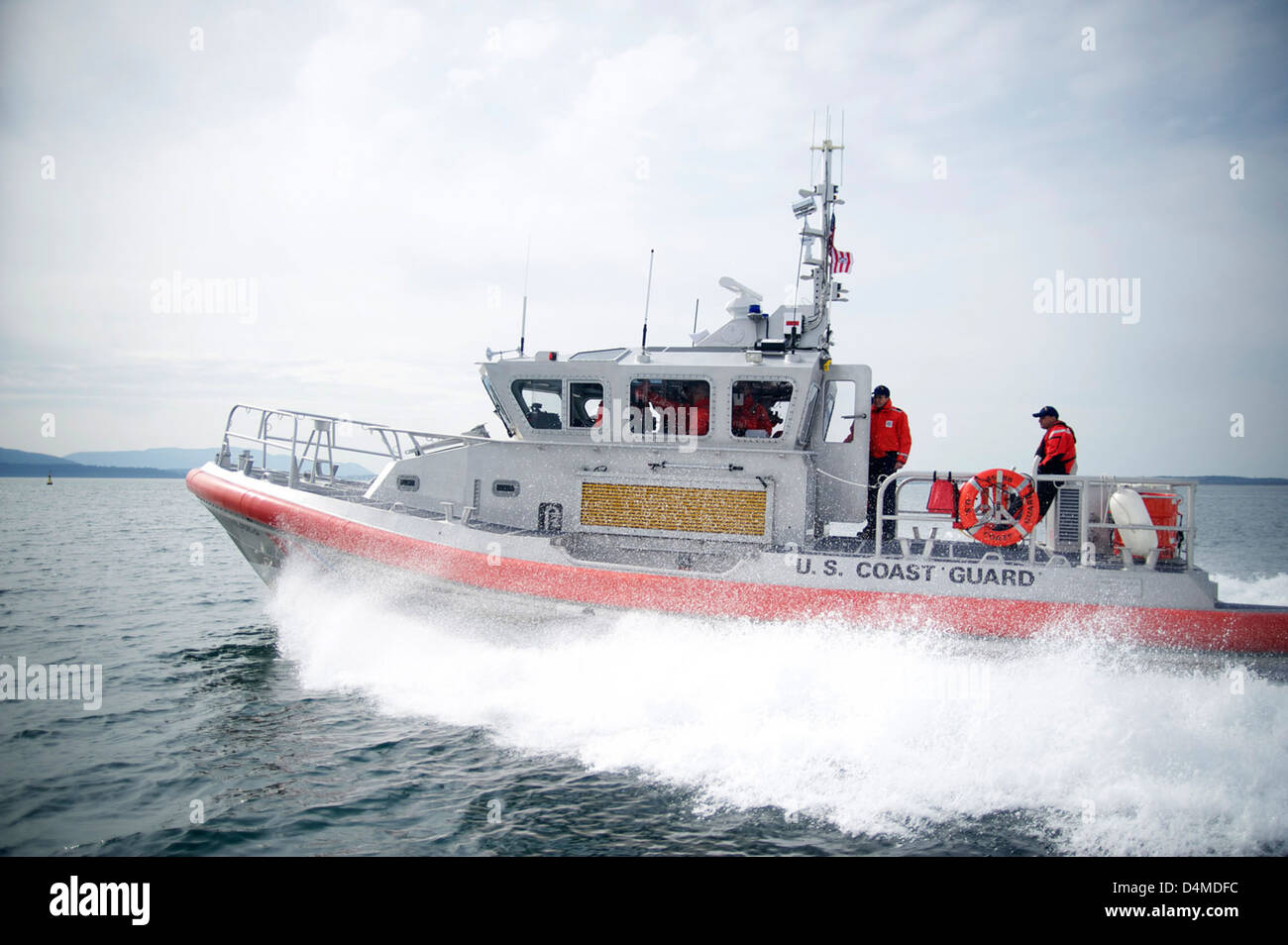 Response boat medium hi-res stock photography and images - Alamy