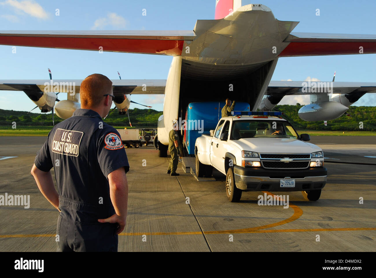 The U.S. Coast Guard's Atlantic Strike Team deployed to St. Croix in ...