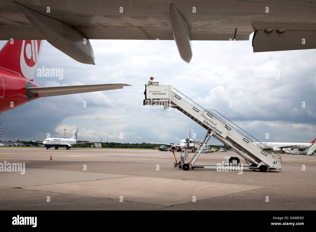 Aircraft Gate High Resolution Stock Photography and Images - Alamy