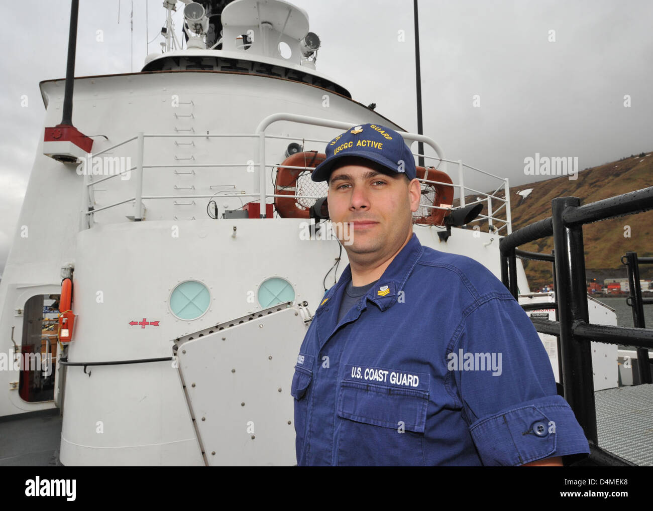 Uscoastguardcutteractive hi-res stock photography and images - Alamy