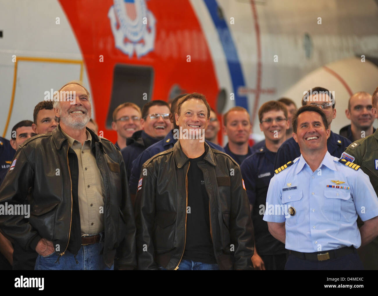 Actor Gary Sinise and Major General Dix visited Air Station Kodiak ...