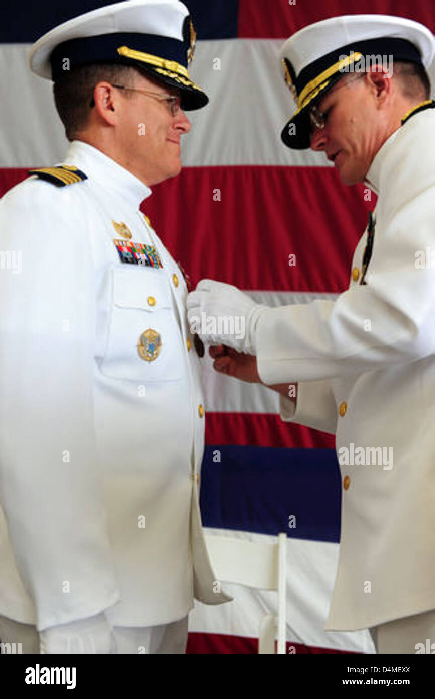 Formal change command ceremony hi-res stock photography and images - Alamy