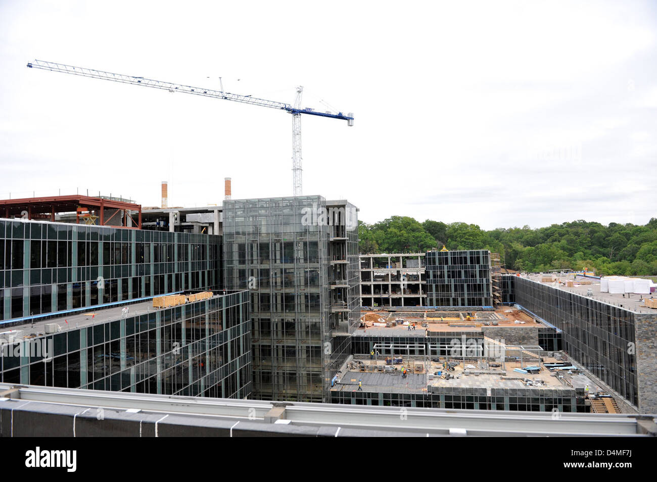 New Coast Guard Headquarters Building High Resolution Stock Photography ...