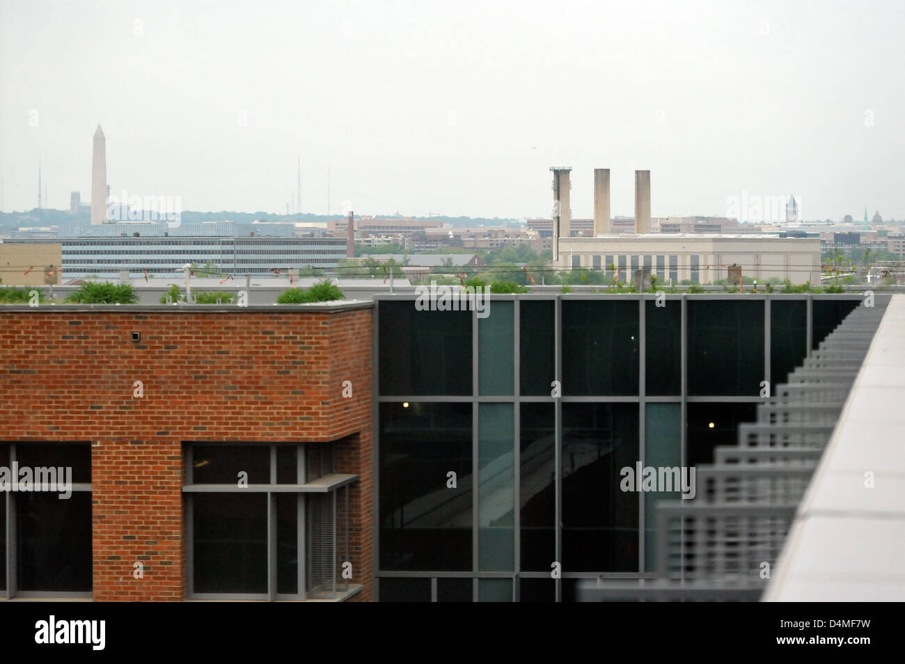 New Coast Guard Headquarters Building High Resolution Stock Photography ...