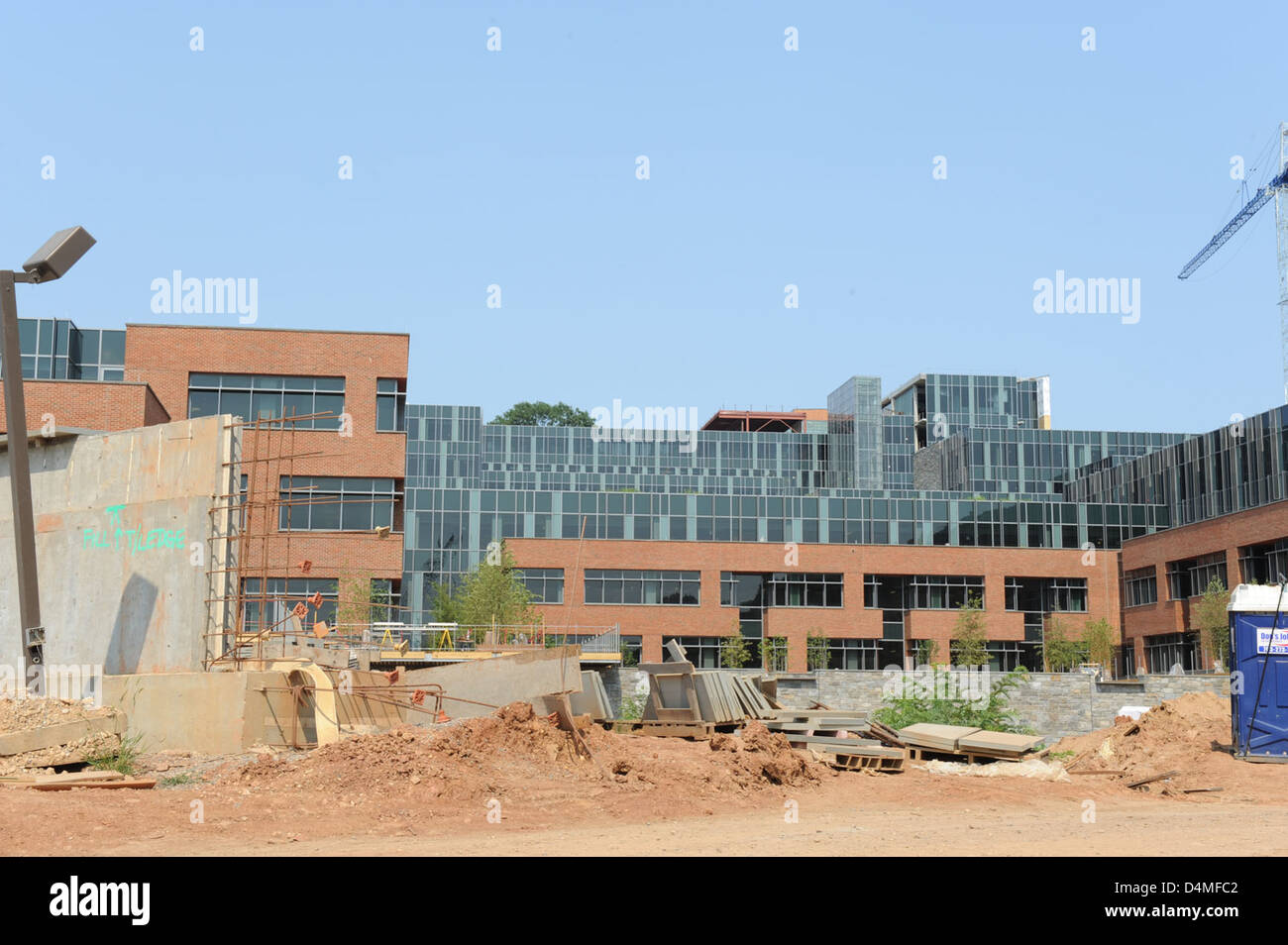 New Coast Guard Headquarters Building High Resolution Stock Photography ...