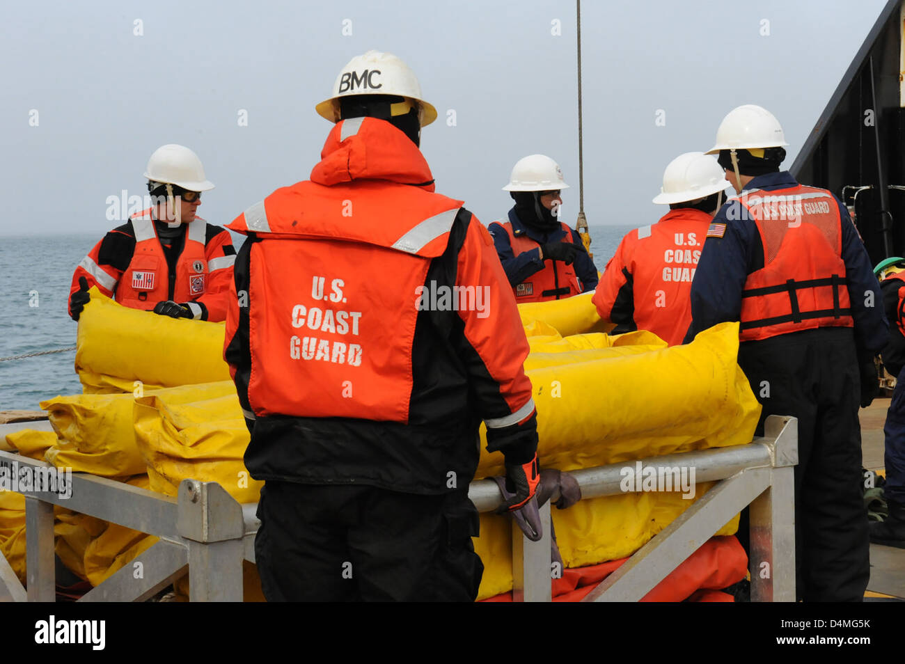 Oil spill containment system hi-res stock photography and images - Alamy