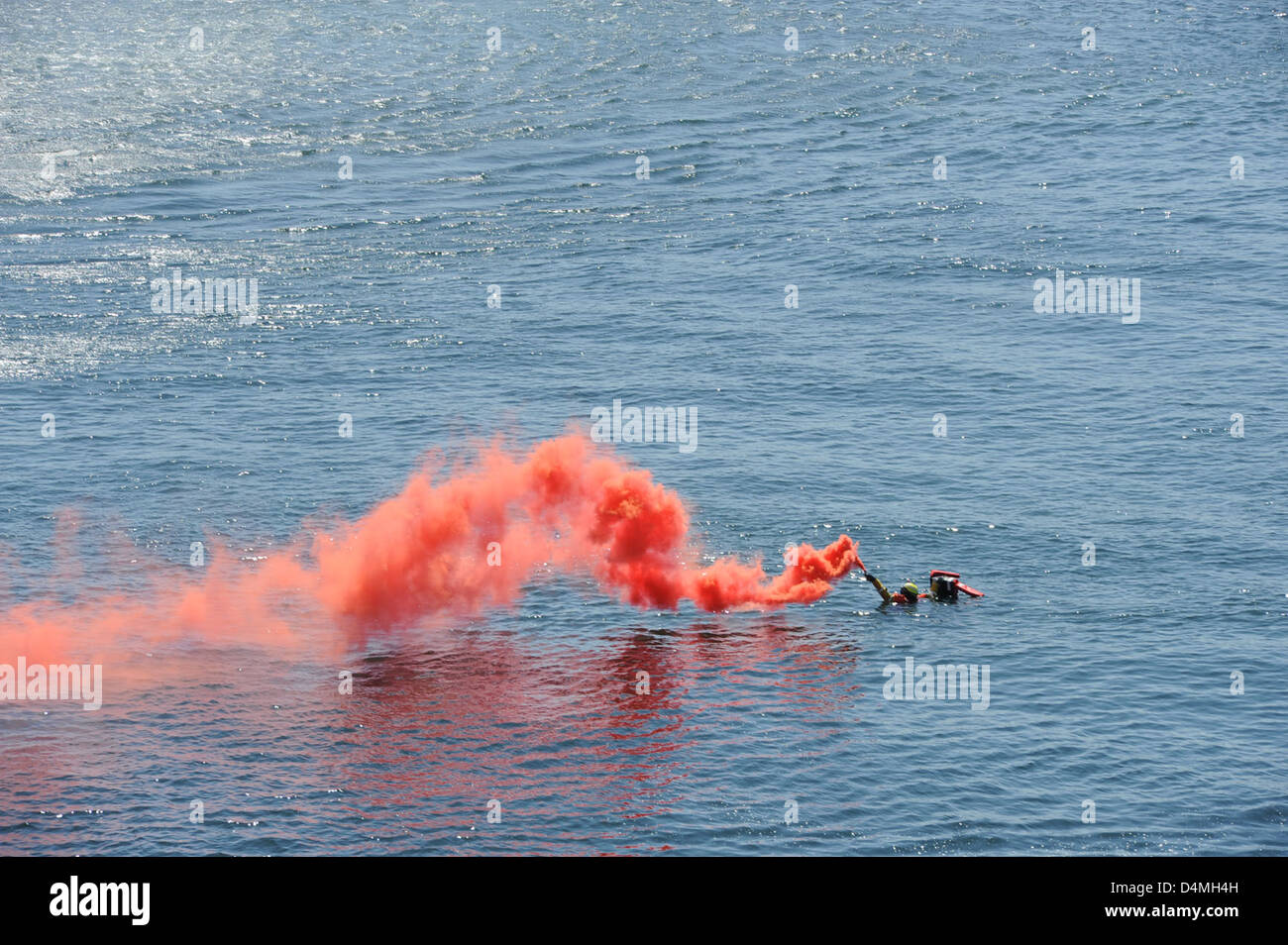 Smoke signals hi-res stock photography and images - Alamy
