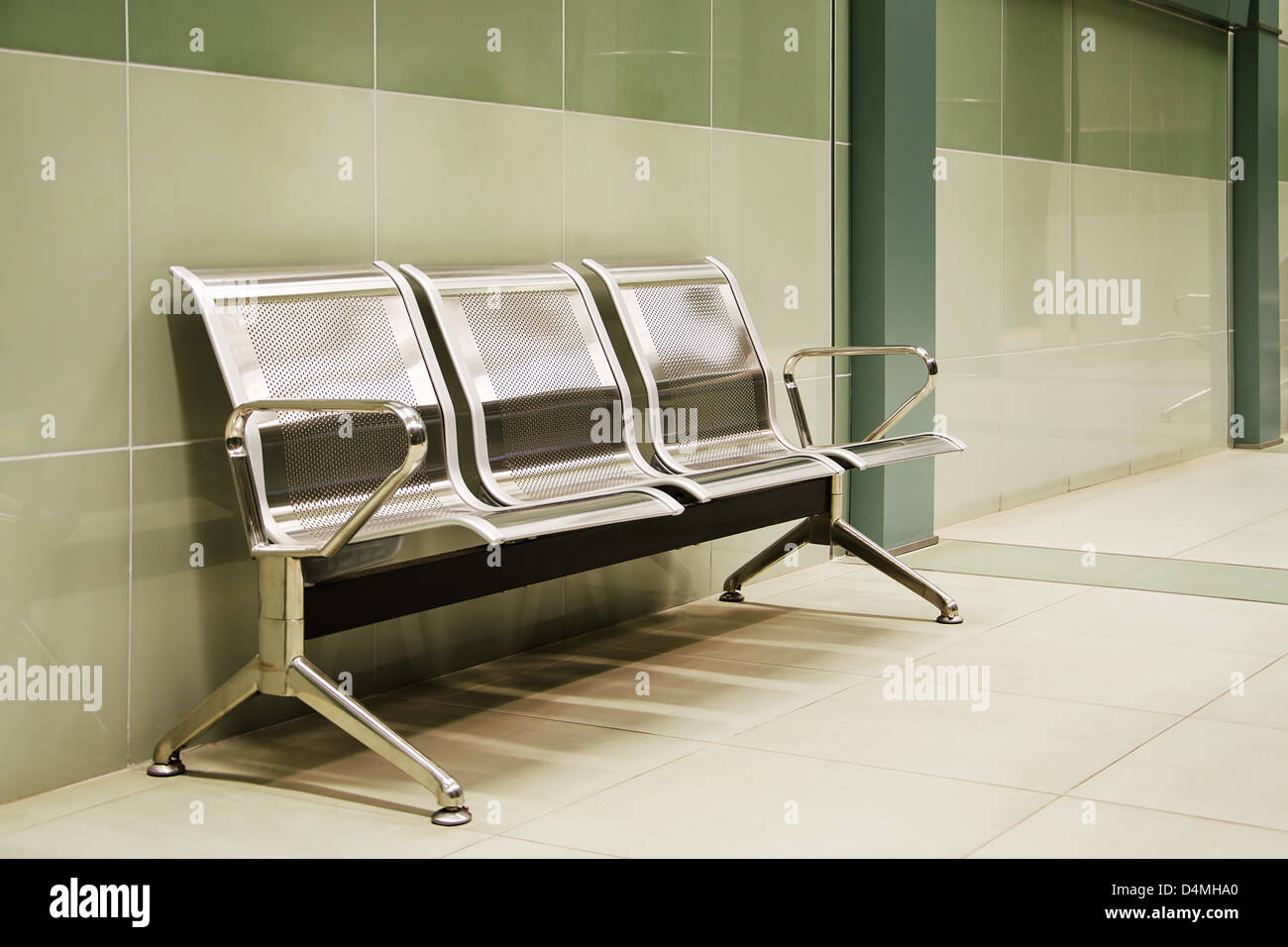 Empty station bench hi-res stock photography and images - Alamy