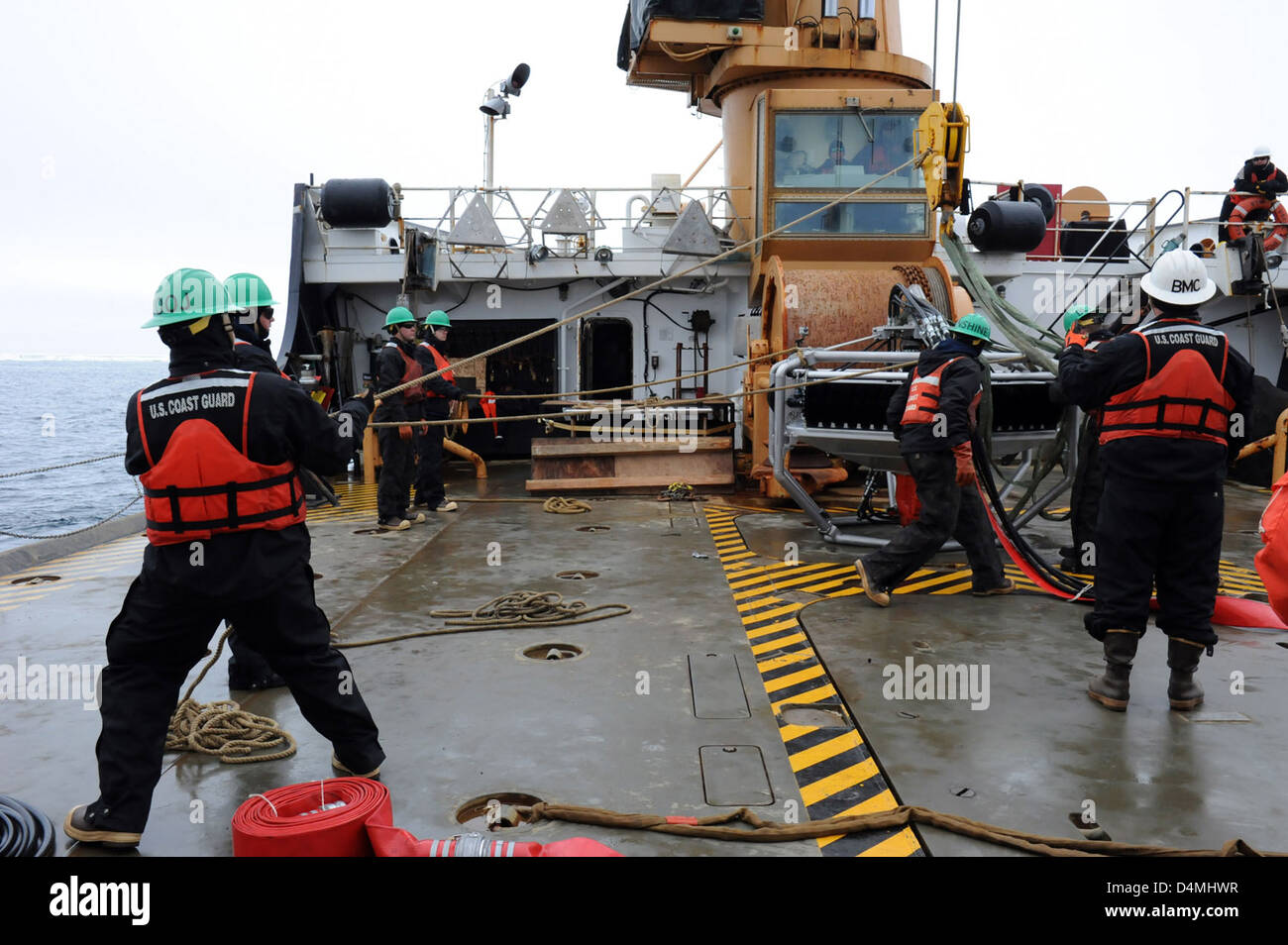 U s coast guard pacific strike team hi-res stock photography and images ...