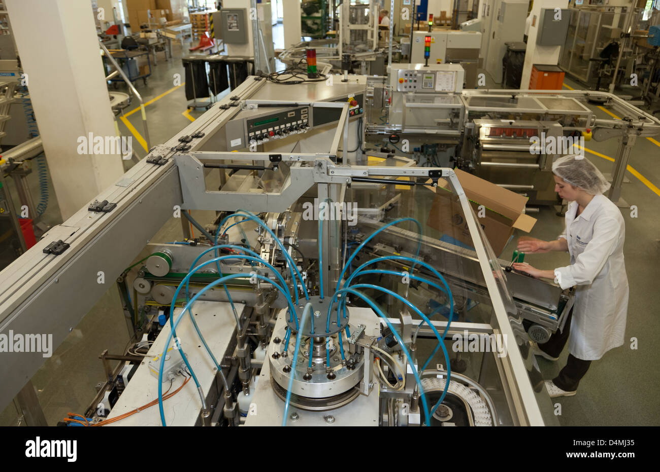 Poznan poland employees beiersdorf manufacturing hi-res stock ...