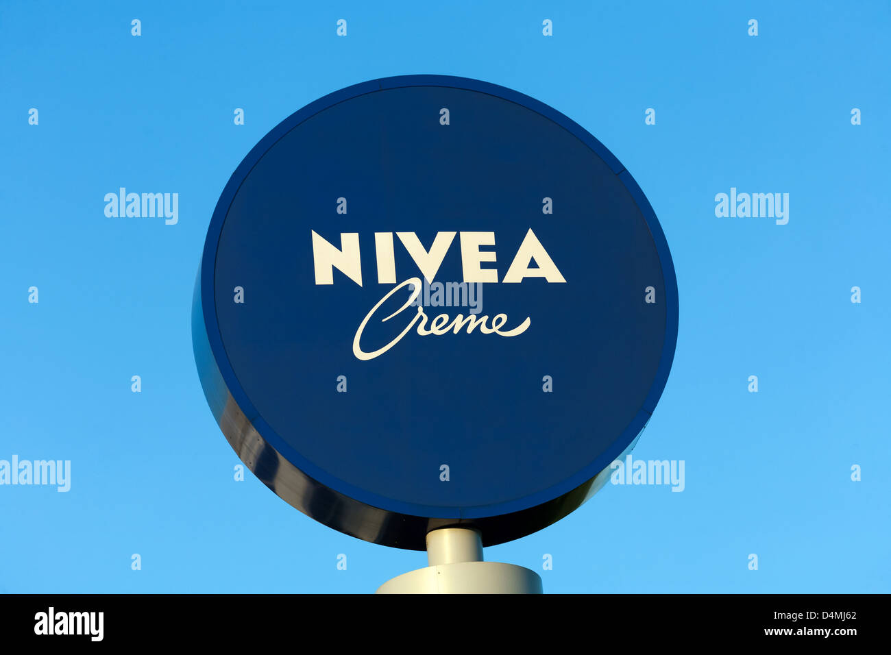 Nivea polska hi-res stock photography and images - Alamy
