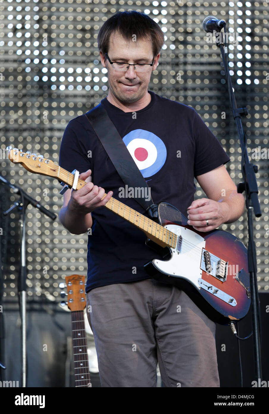 Australian music performance hi-res stock photography and images - Alamy