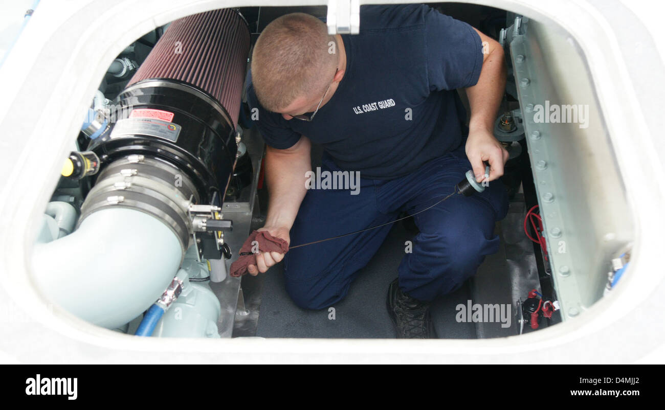 Coast guard boat forces hi-res stock photography and images - Alamy