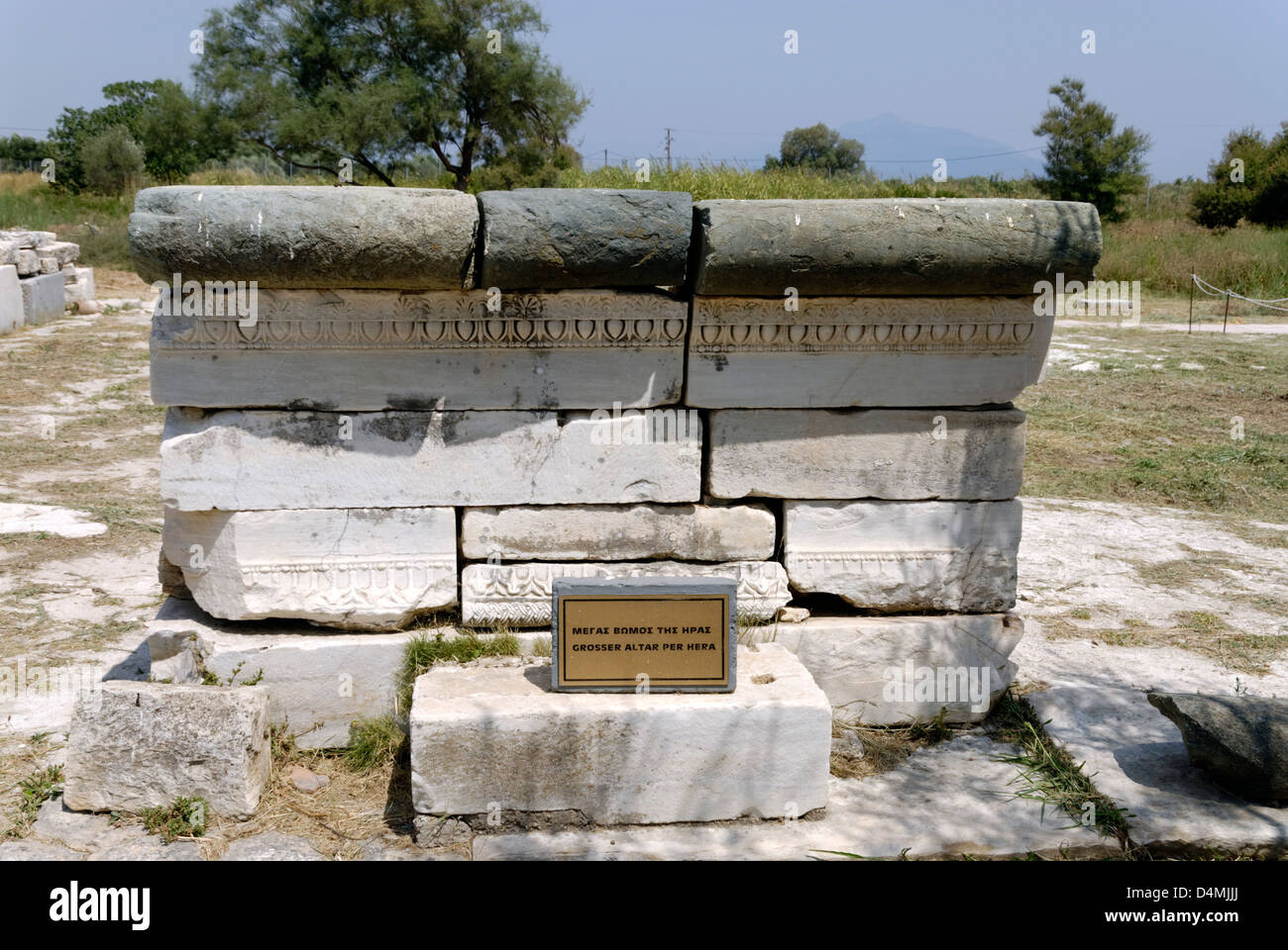Altar of hera hi-res stock photography and images - Alamy
