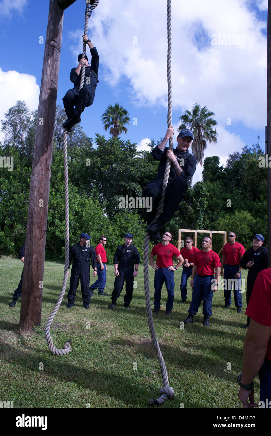 Us coast guard climb hi-res stock photography and images - Alamy