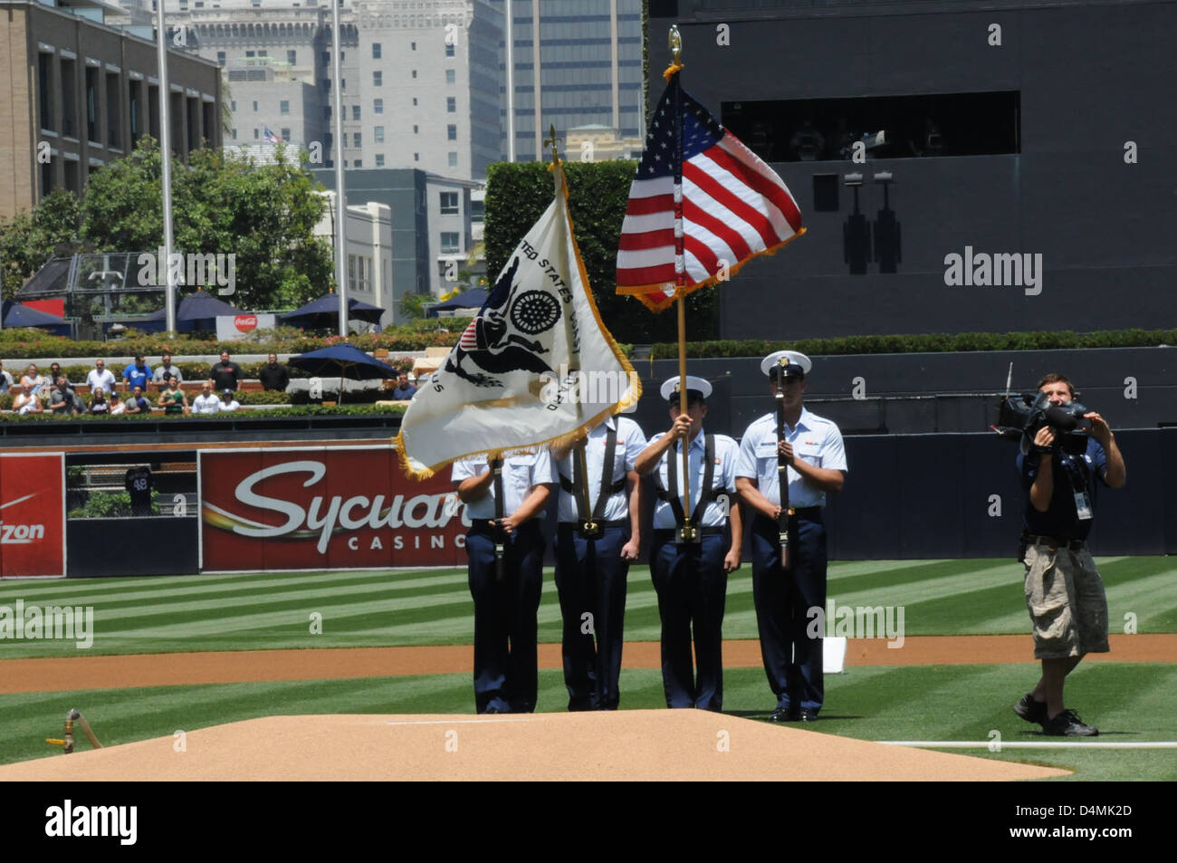 U s coast guard ceremonial honor guard hi-res stock photography and ...