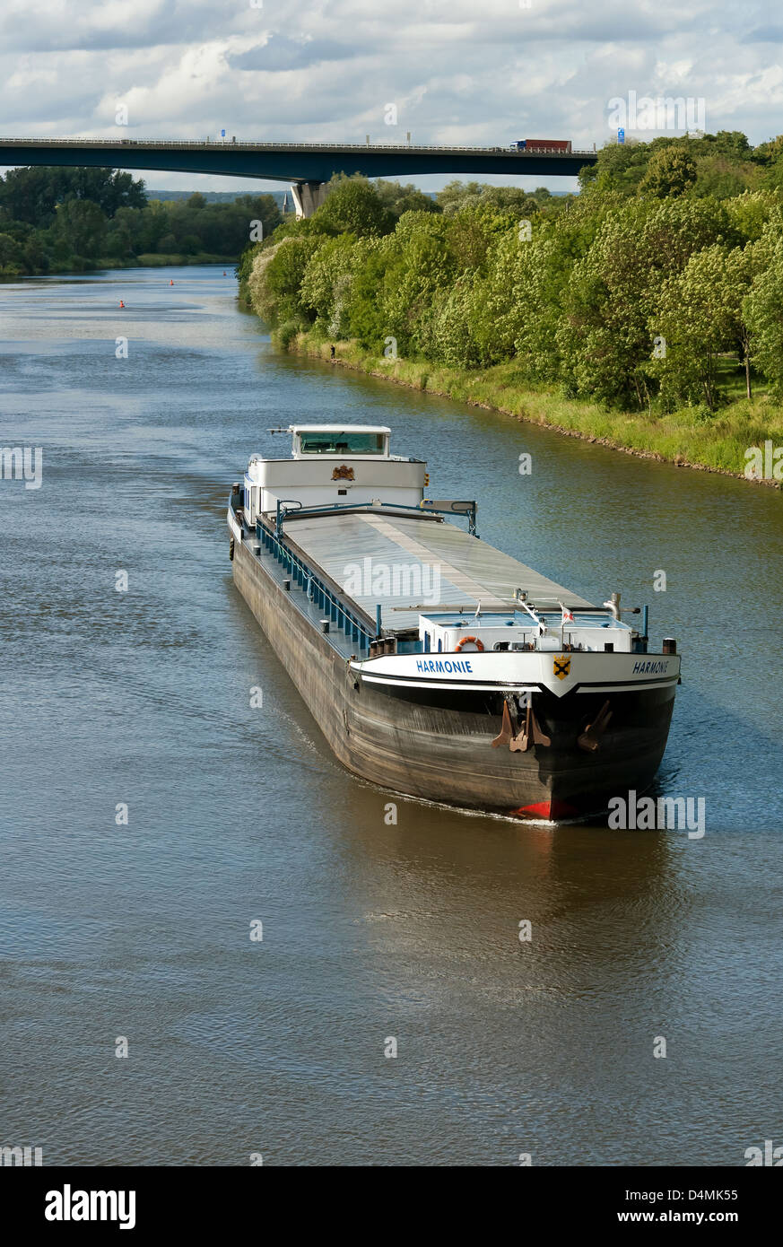 Europe bridge to perl hi-res stock photography and images - Alamy