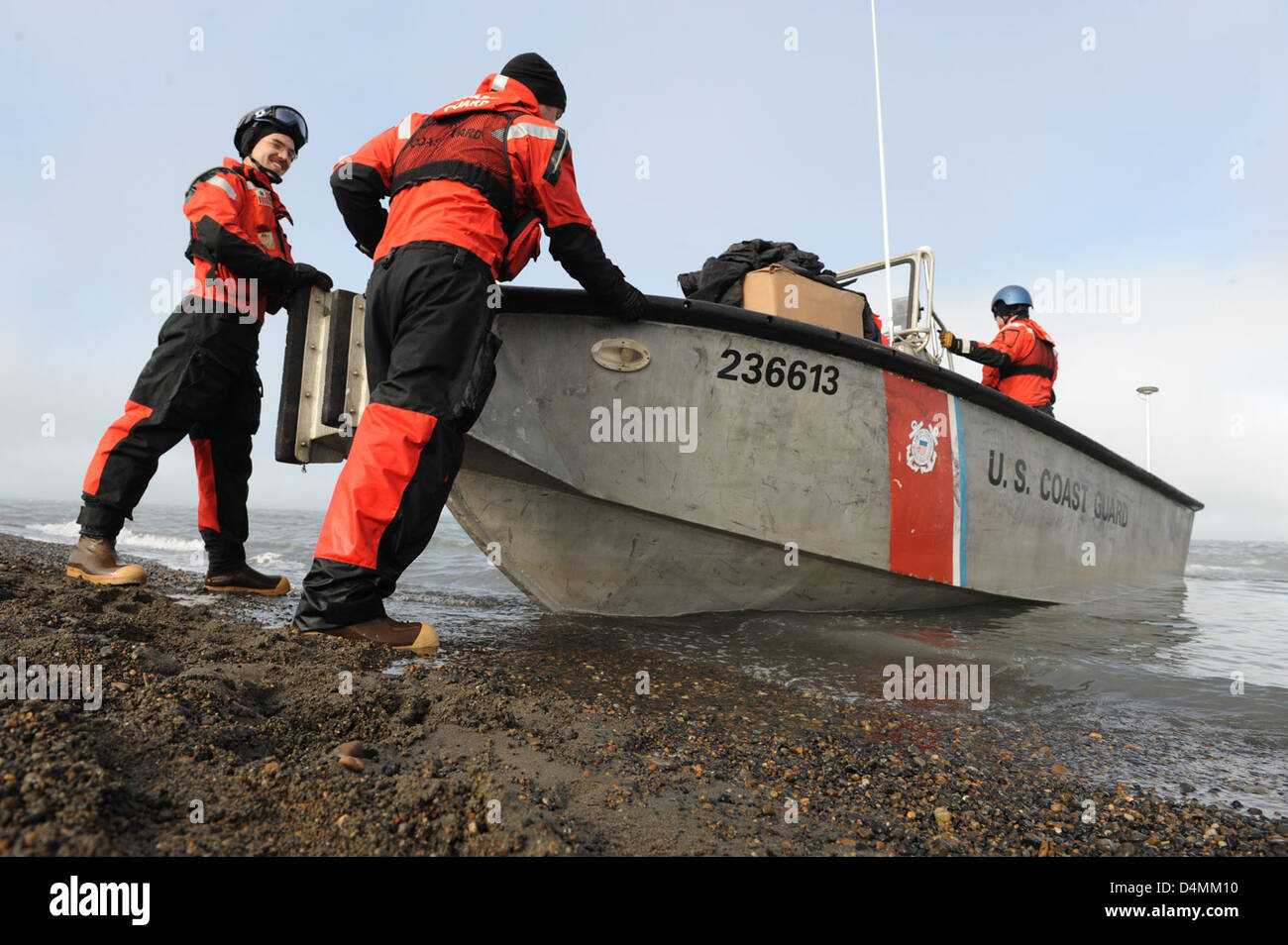 Us coast guard sycamore hi-res stock photography and images - Alamy