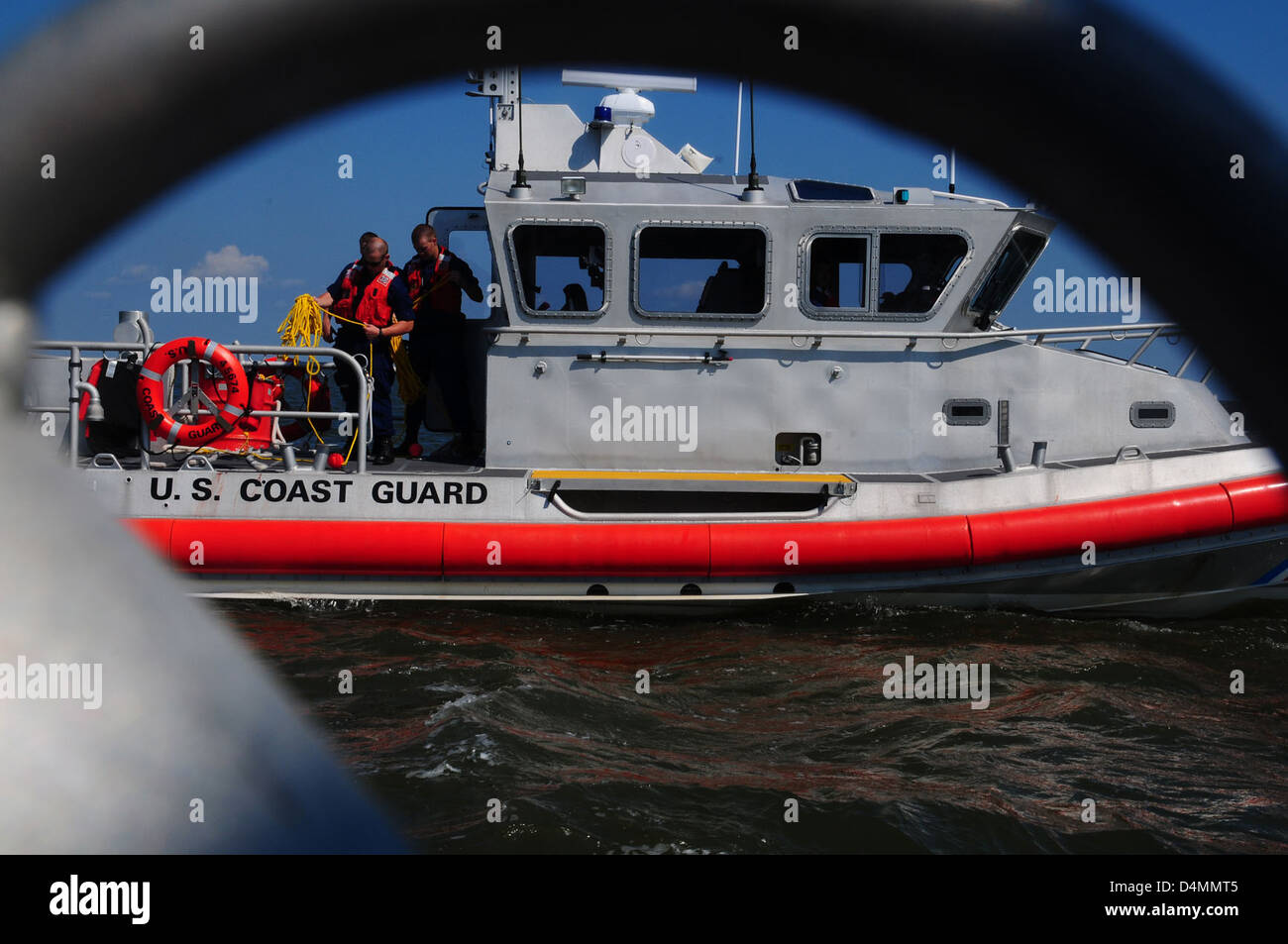 Station Grand Isle conducts two-boat training in Barataria Pass ...