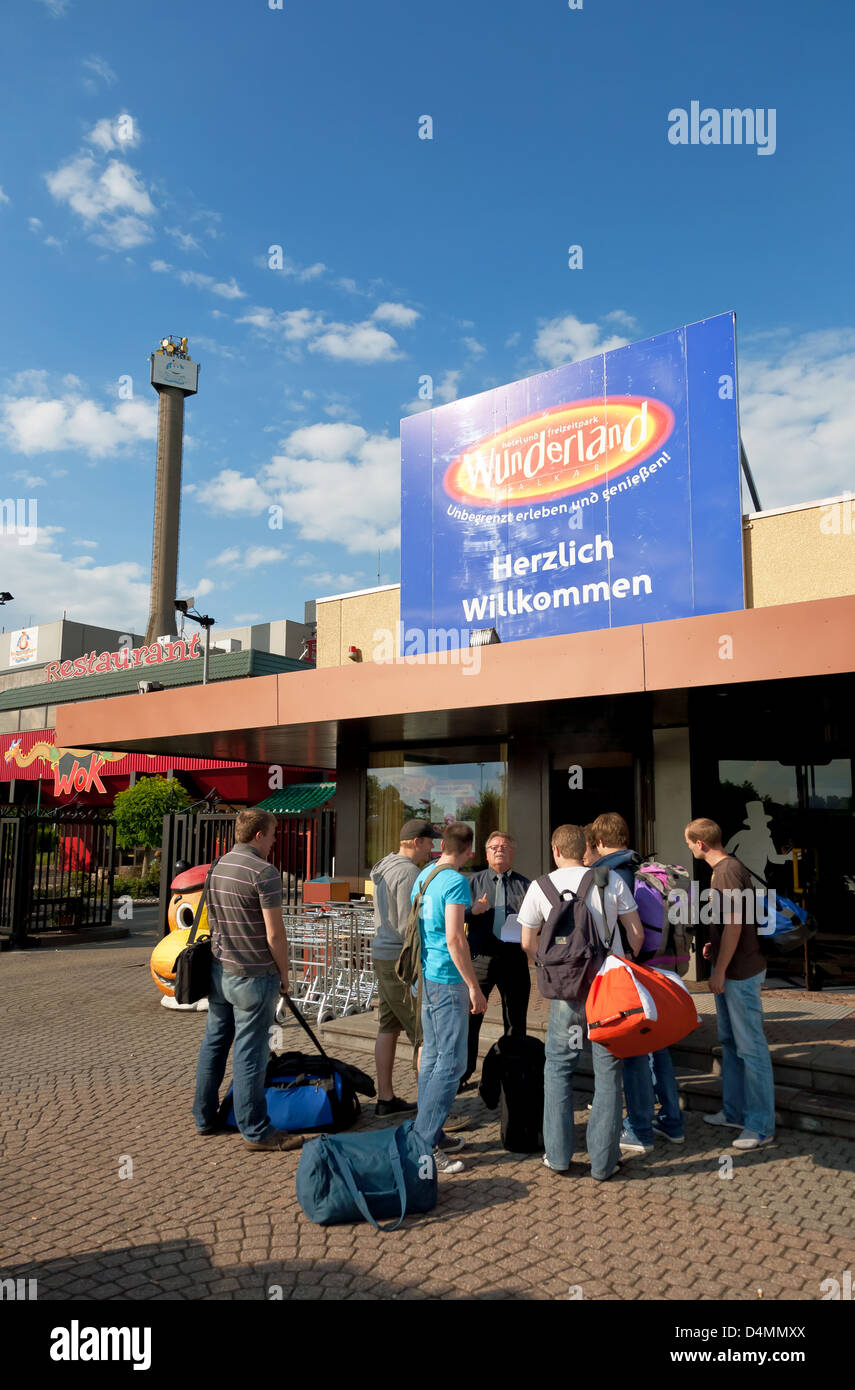 Kalkar, Germany, visitors at the entrance of Wonderland Kalkar Stock ...