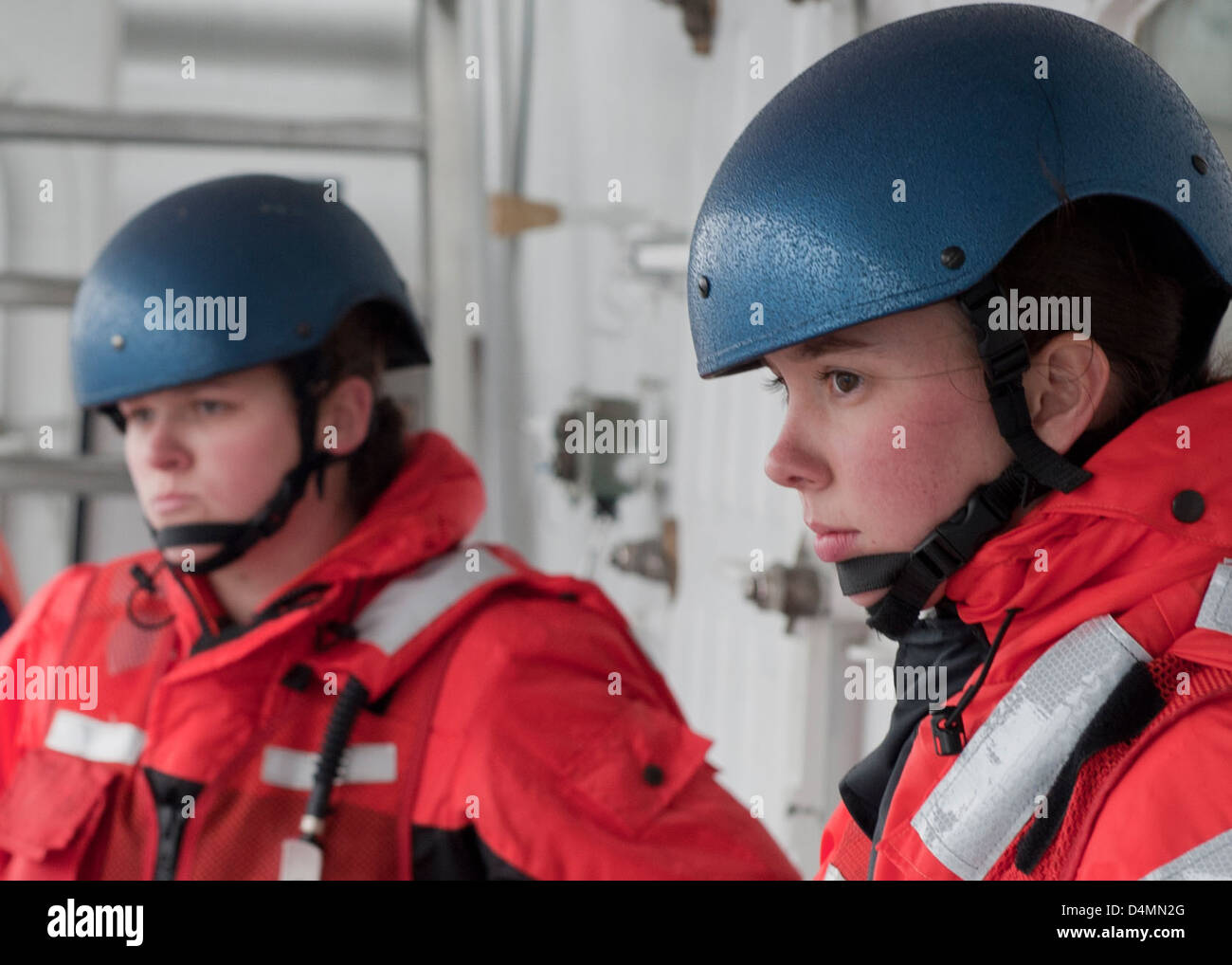 Coast guard cutter alert hi-res stock photography and images - Alamy