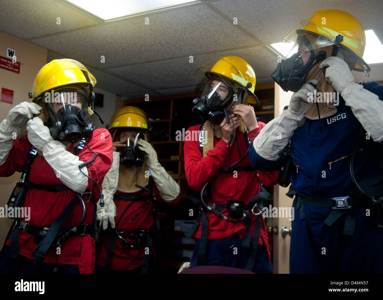 Coast guard cutter alert hi-res stock photography and images - Alamy