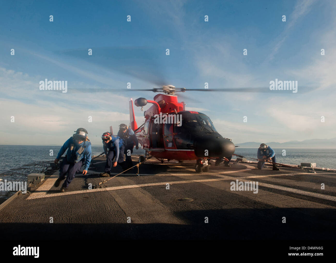 Coast guard cutter alert hi-res stock photography and images - Alamy