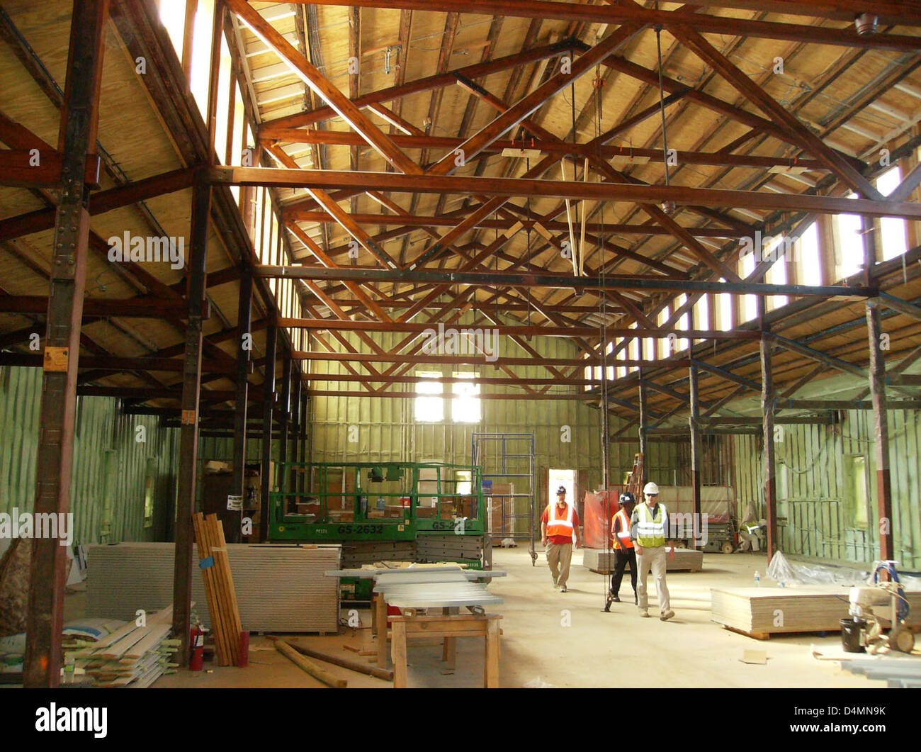 Building underway new space hi-res stock photography and images - Alamy
