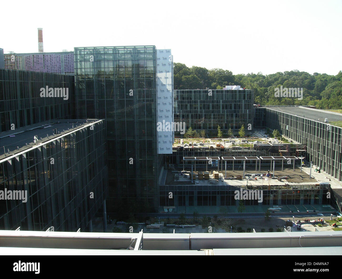 Construction of the new U.S. Coast Guard Headquarters building at St ...