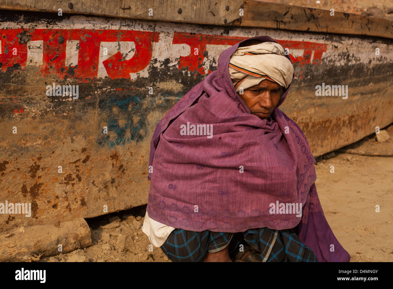 homeless man, Uttar Pradesh, India Stock Photo - Alamy