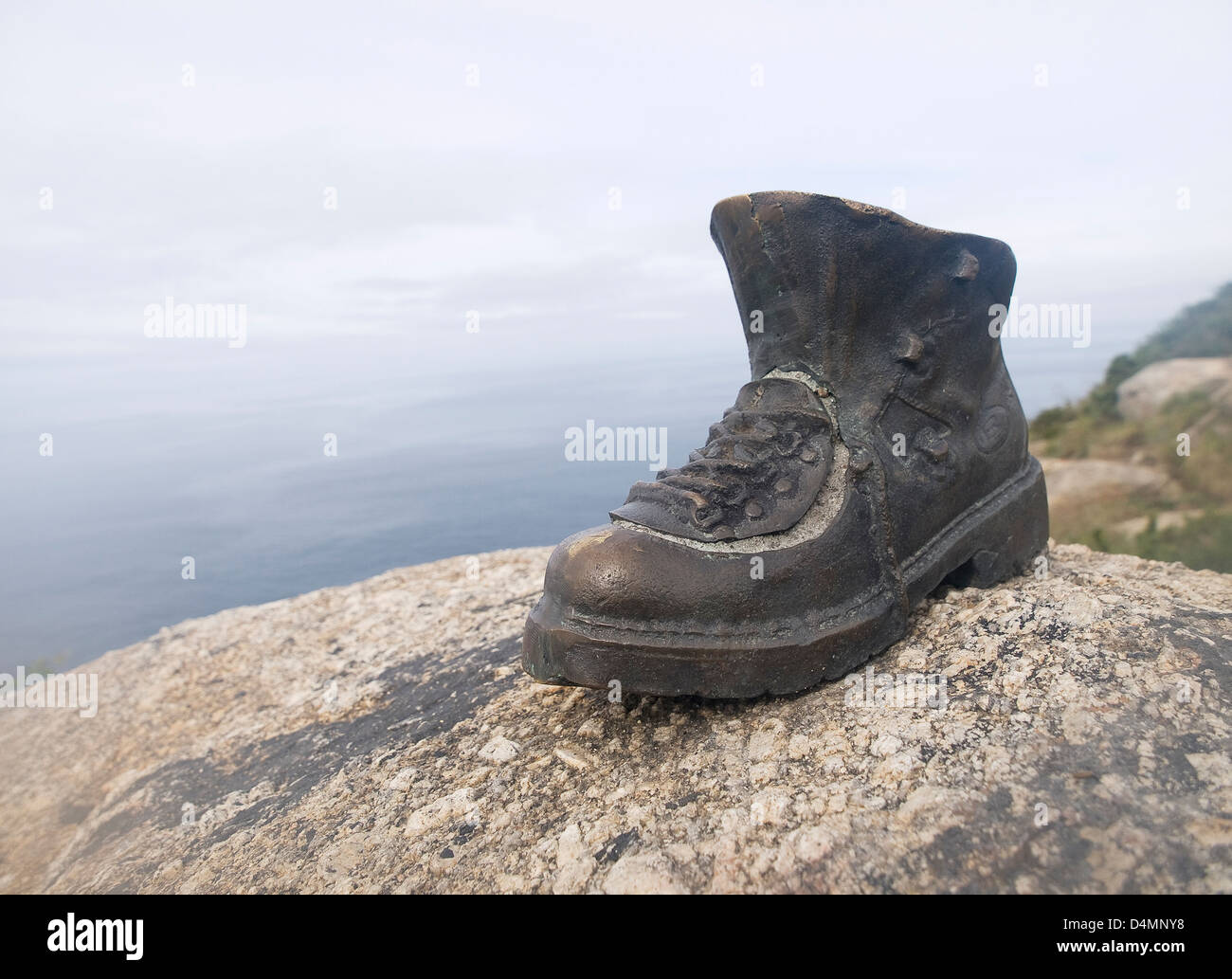 Boot sculpture hi-res stock photography and images - Alamy