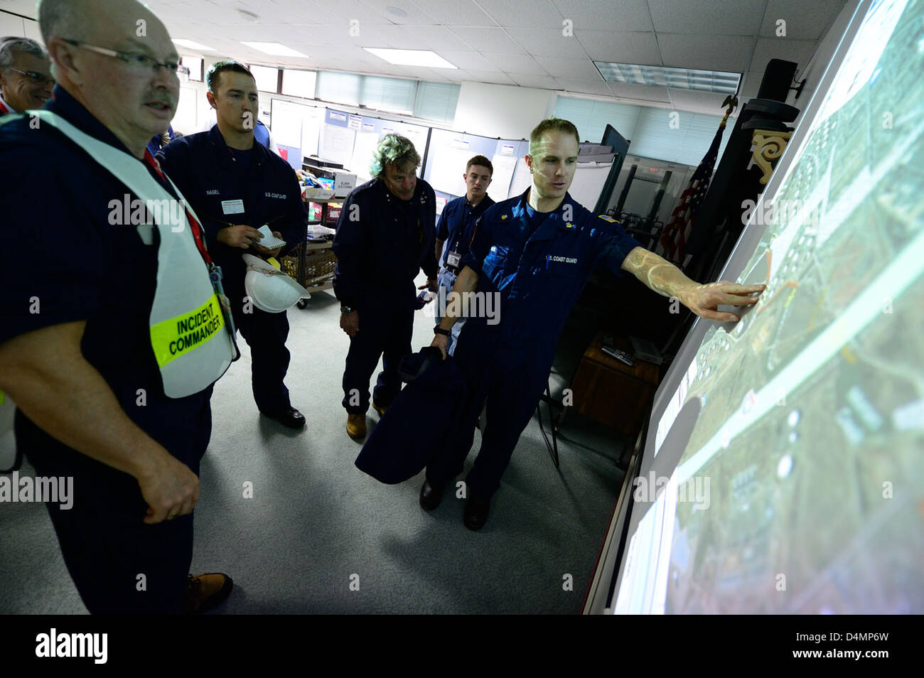 Incident command hi-res stock photography and images - Alamy