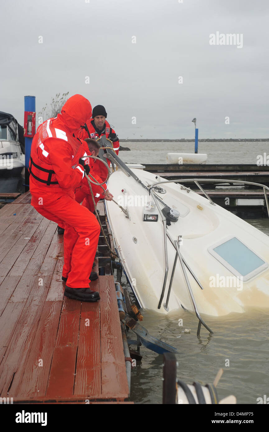 During Hurricane Sandy, the Coast Guard’s Marine Safety Unit Cleveland ...