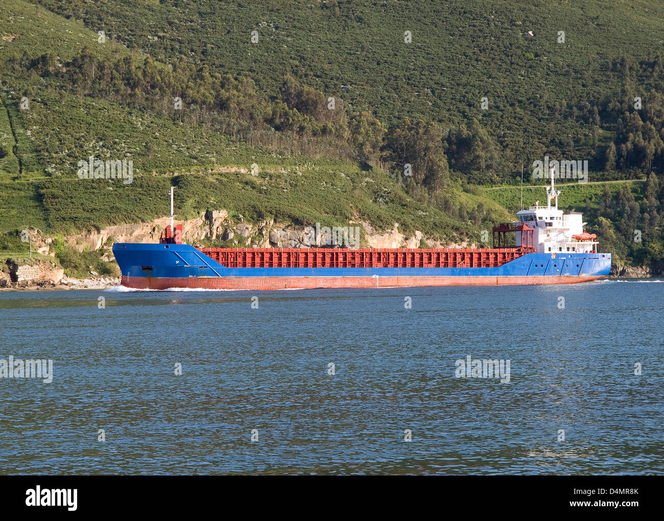 Large ship near port hi-res stock photography and images - Alamy