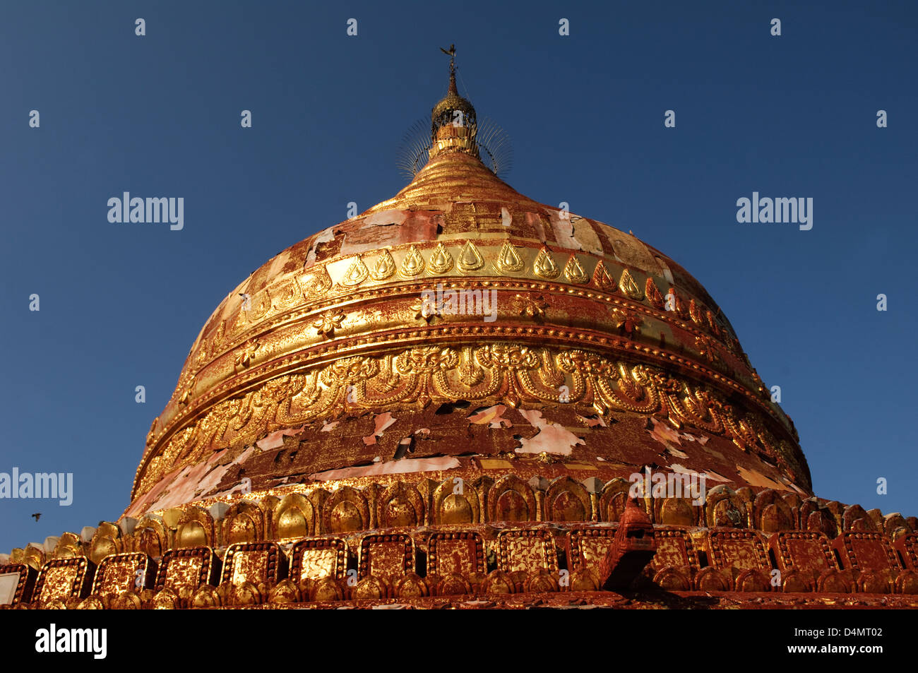 dhama-ya-za-ka zedi temple from up close, bagan, myanmar (burma Stock ...