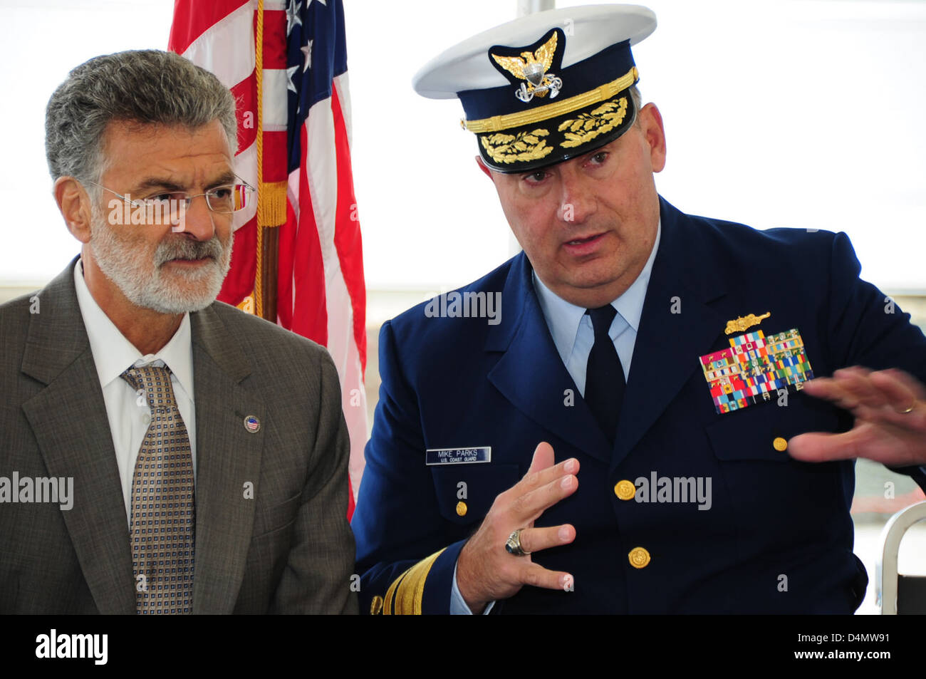 Michael jackson with security guard hi-res stock photography and images ...