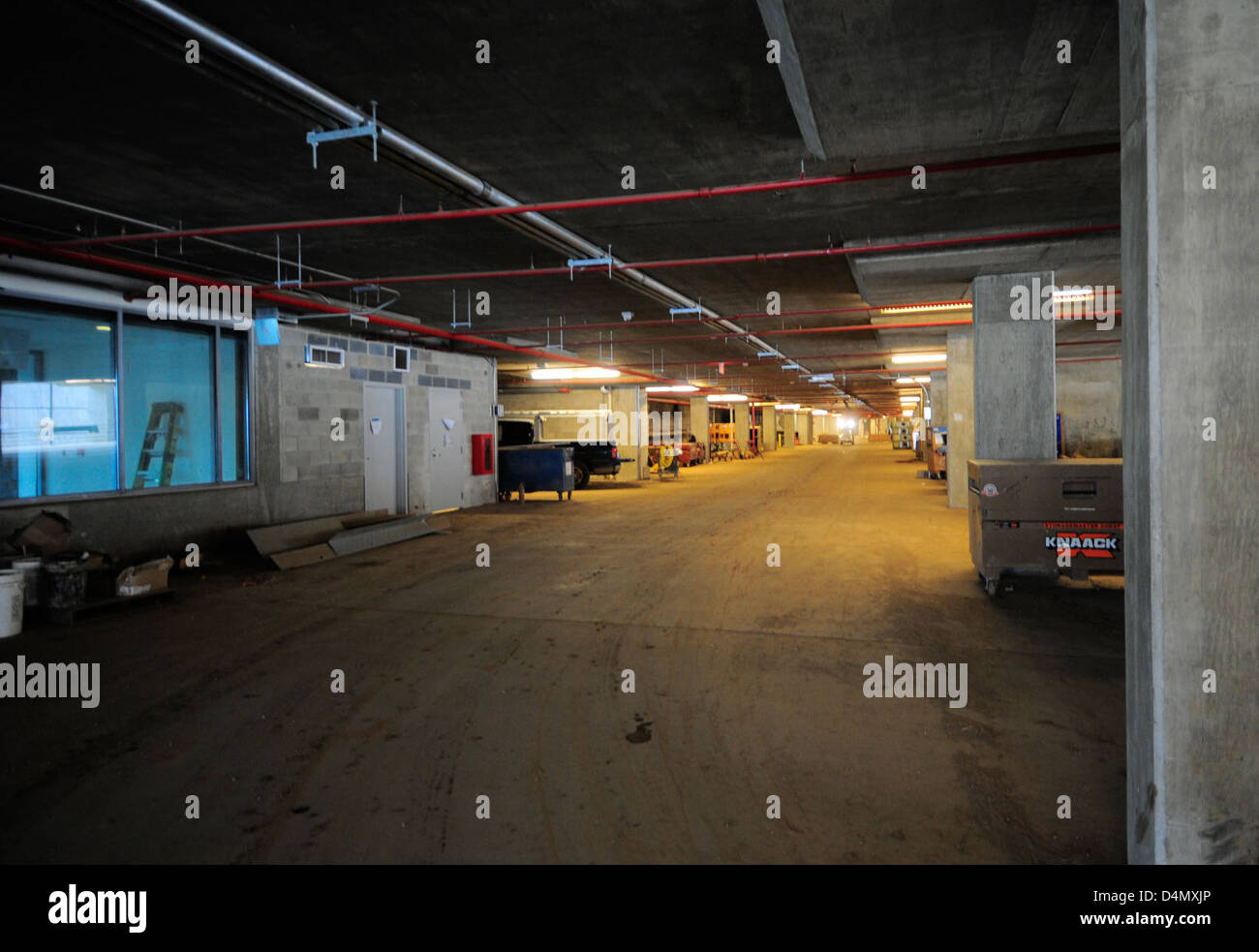 Construction project updates hi-res stock photography and images - Alamy