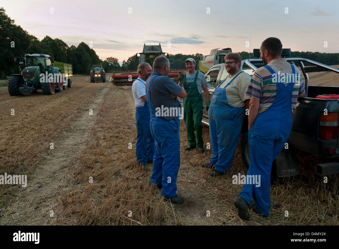 Commercial breakdowns hi-res stock photography and images - Alamy