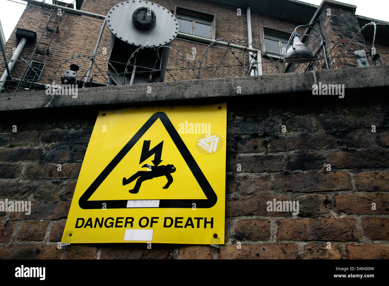 Danger Electricity Sign High Resolution Stock Photography and Images ...