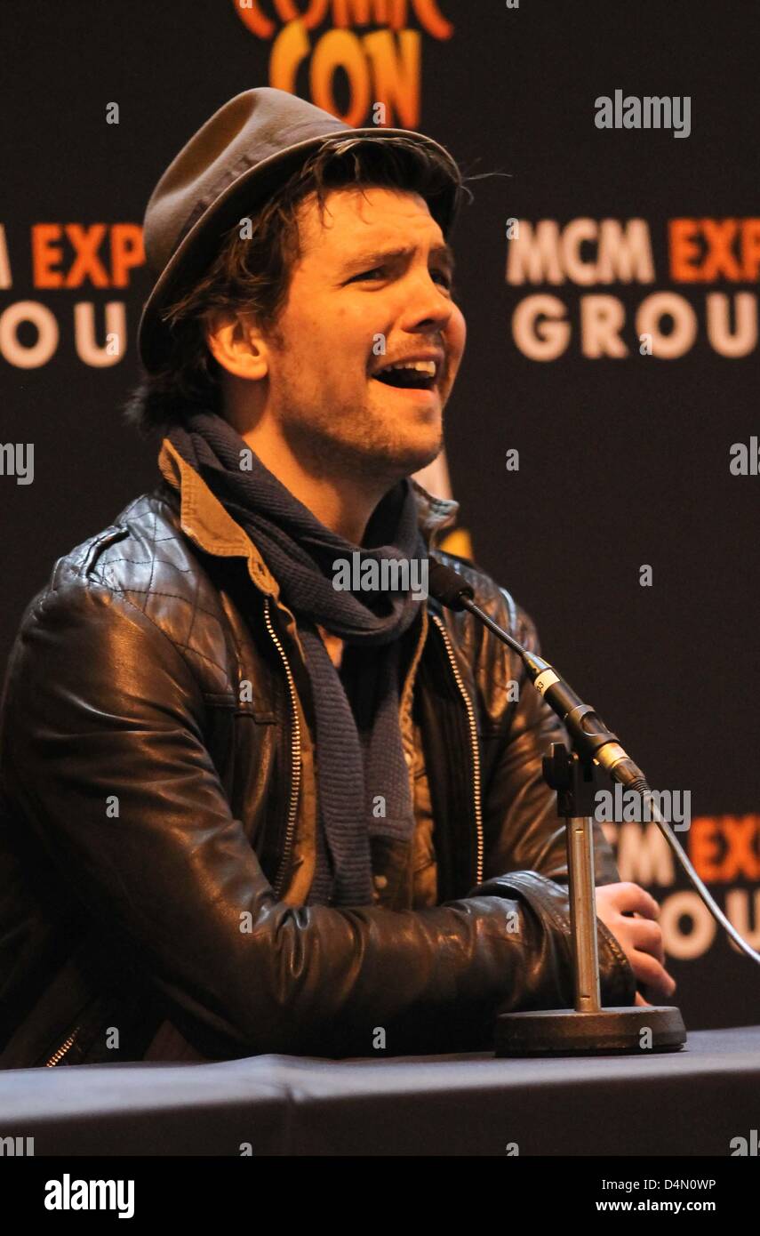 Andrew lee potts hi-res stock photography and images - Alamy