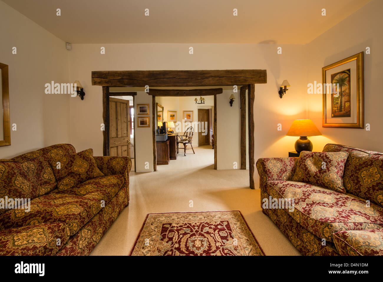 Oak beams hi-res stock photography and images - Alamy