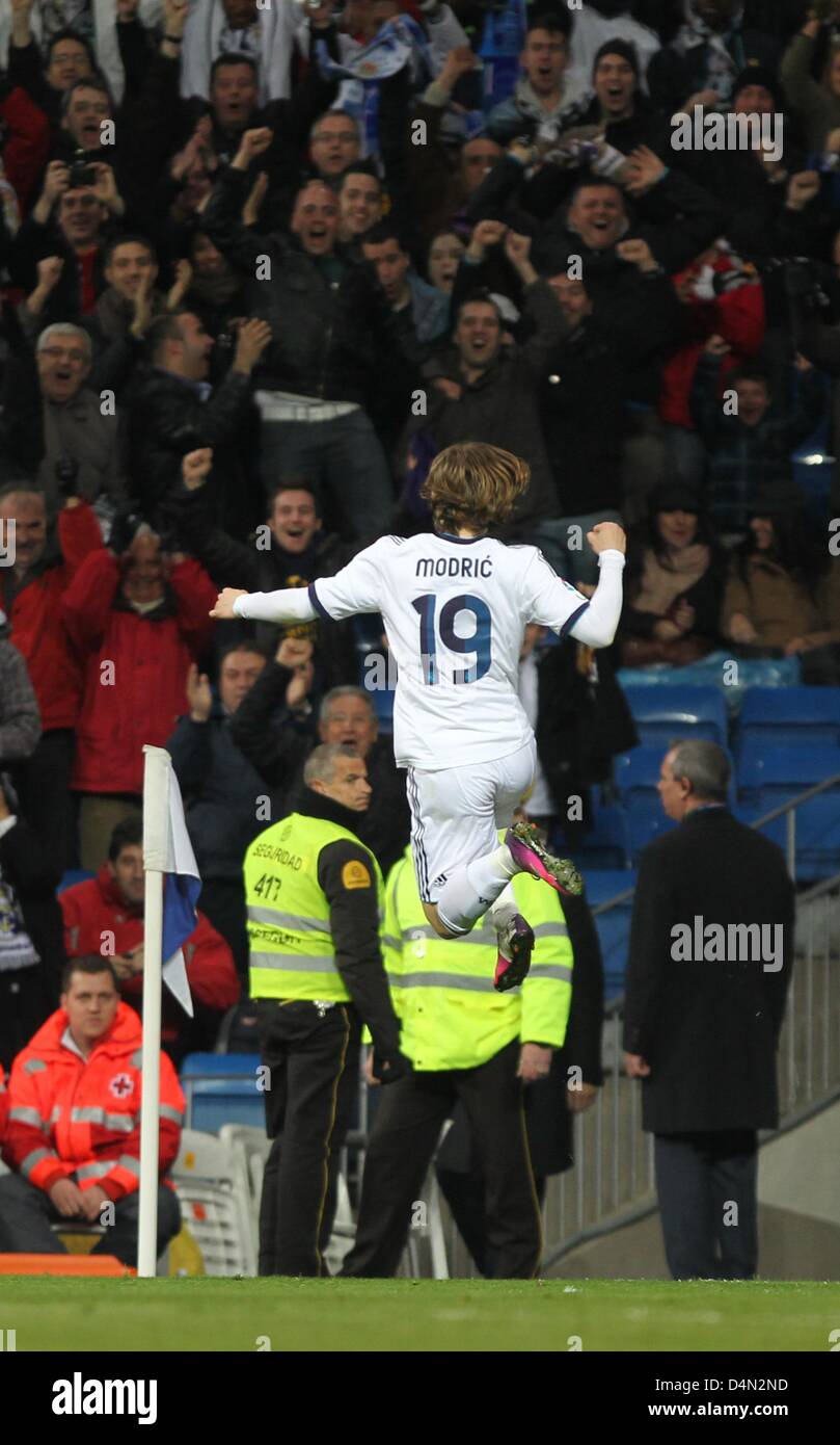 Real Madrid's Luka Modric celebrates after scoring his team's fourth ...