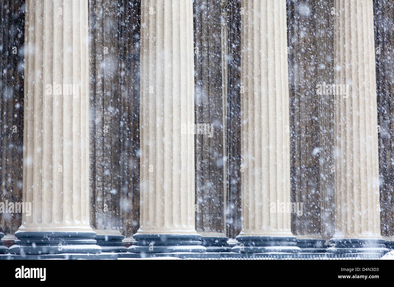 Columns of the Kazan Cathedral during a snowfall Stock Photo - Alamy