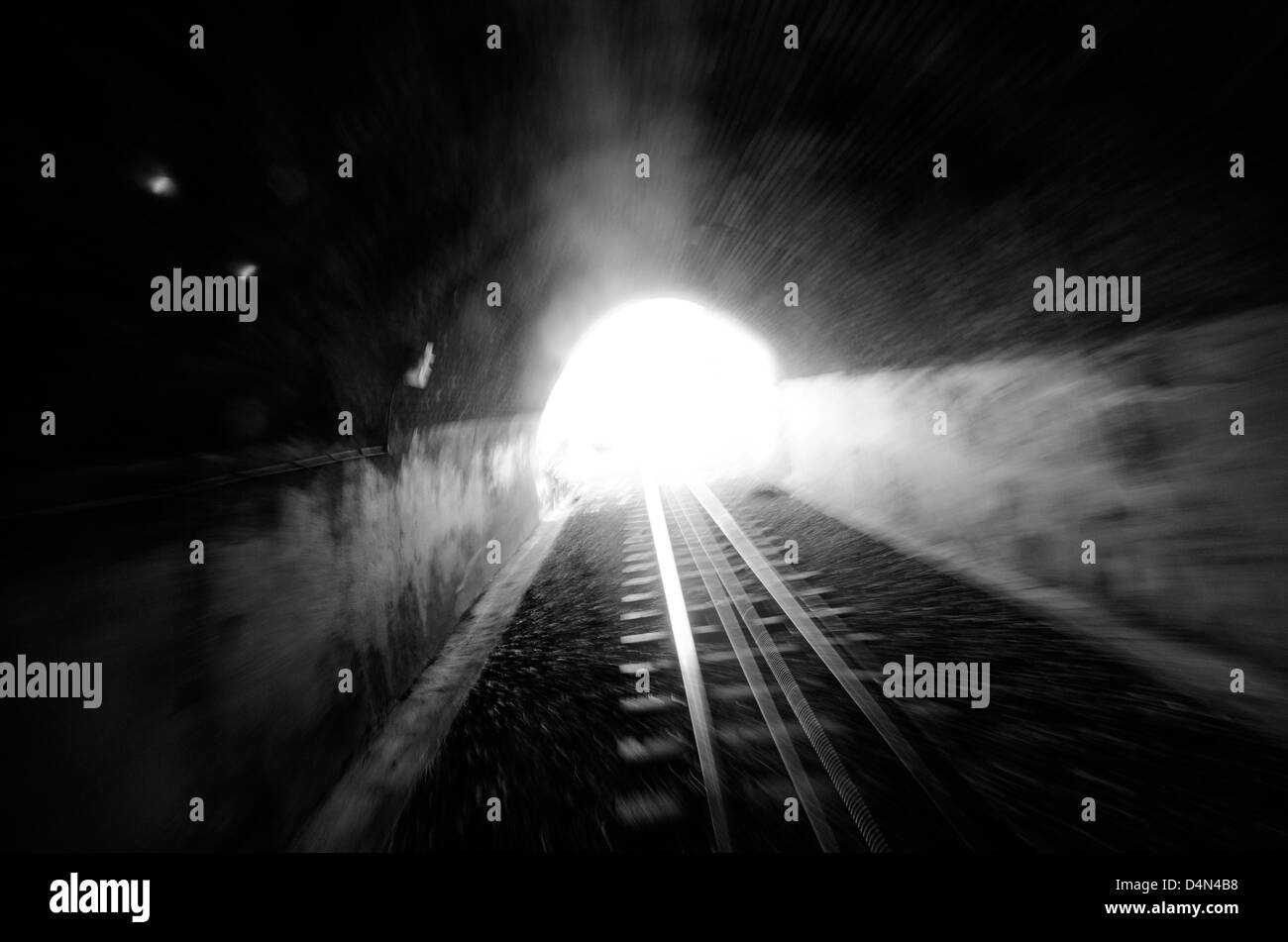 Light In End Underground High Resolution Stock Photography and Images ...