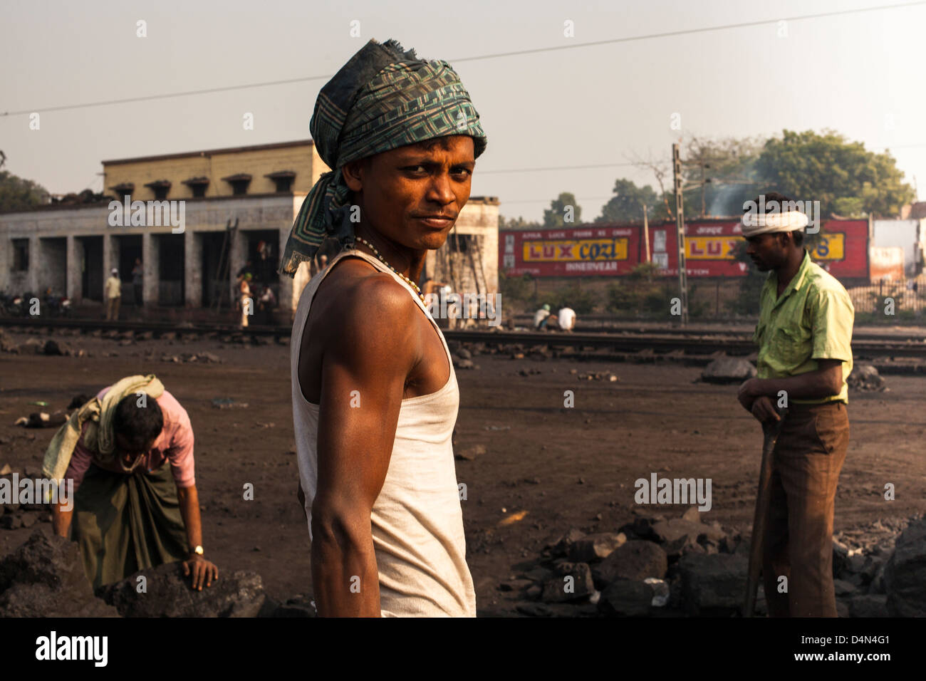 Manual labourer hi-res stock photography and images - Alamy