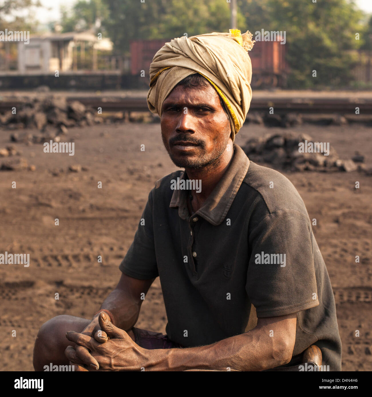 Indian railway worker hi-res stock photography and images - Alamy