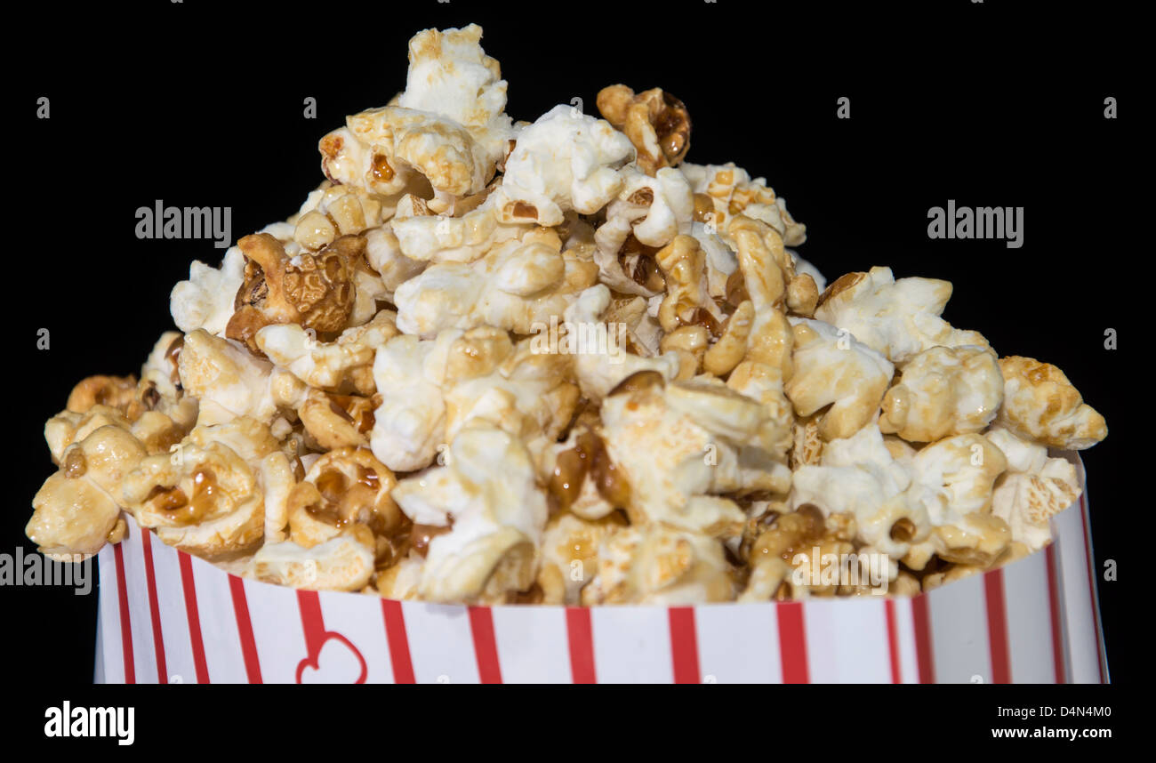 Popcorn isolated on black background Stock Photo - Alamy